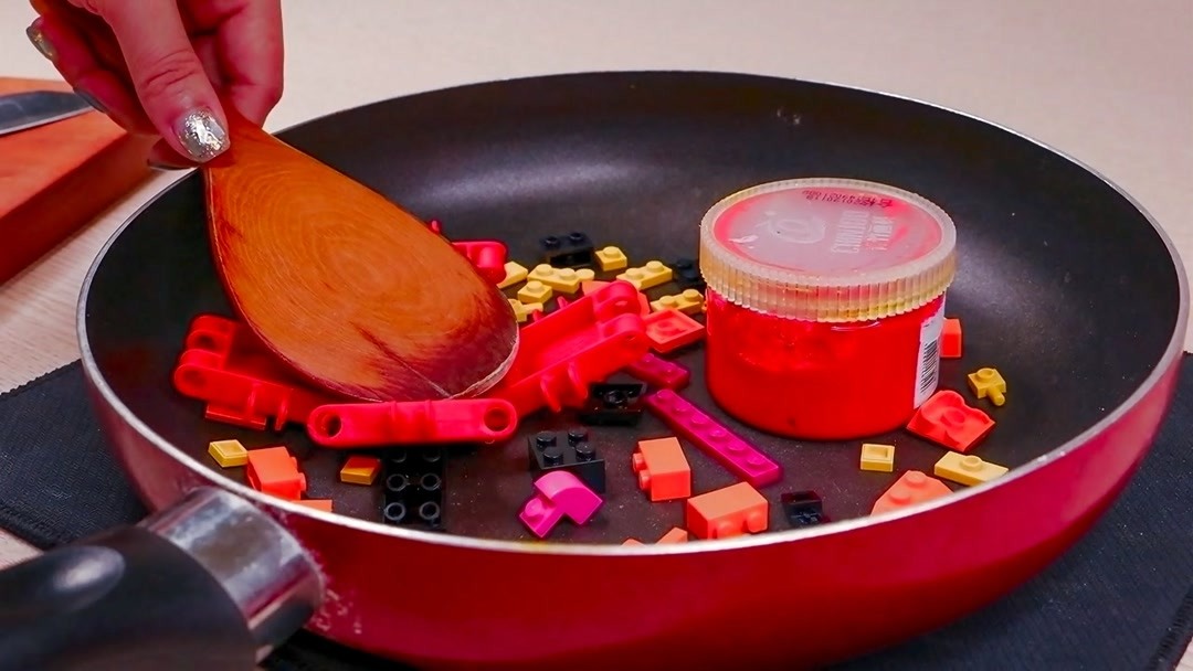 解压定格动画:如何制作美味的乐高玩具意大利面