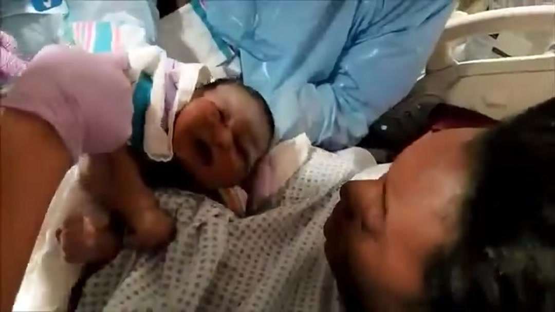 近距离直击孕妇分娩全过程