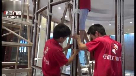 专业人士教你如何安装弧形窗户