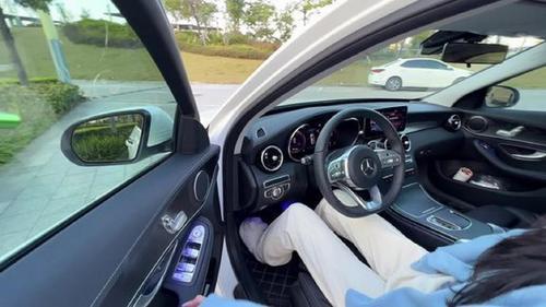 终于知道他们第一视角开车视频怎么拍的了