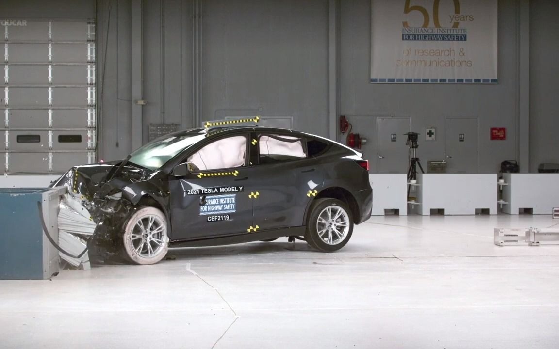 碰撞安全测试 — Tesla 特斯拉 Model Y