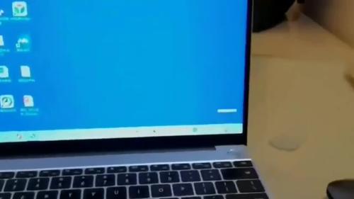 华为手机和华为电脑组合的操作,看上去特别的高大上,性能强大啊!