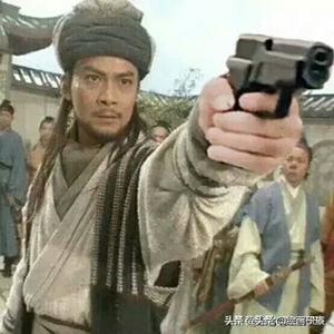 衷华 