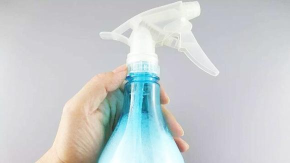 消毒液别再花钱买了,教你在家自制消毒液,1块钱的成本却很实用
