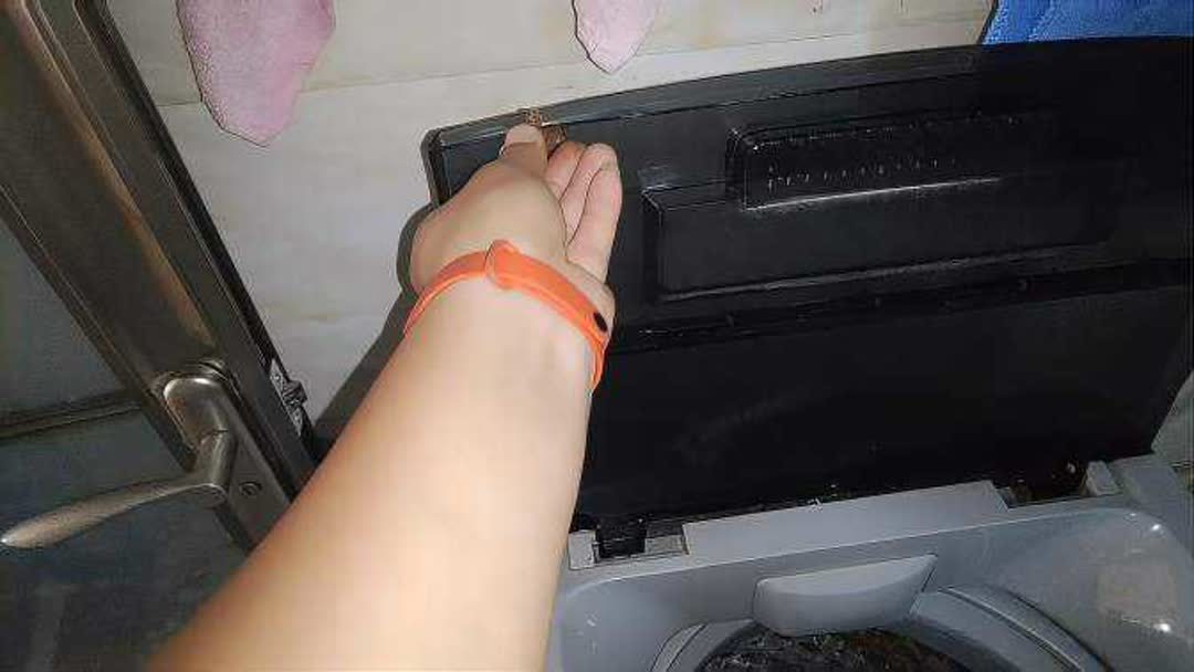 美的小天鹅波轮洗衣机维修,E3故障代码的第二种维修方法!