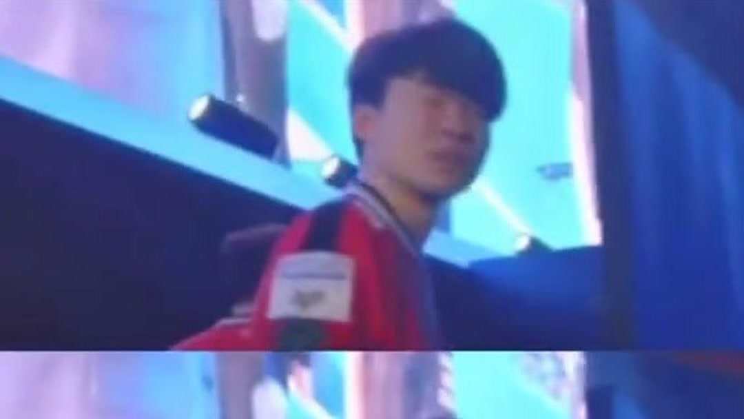 神会流血 但神不会被击倒 魔王永远不会陨落神即便倒下,他的成就依然...