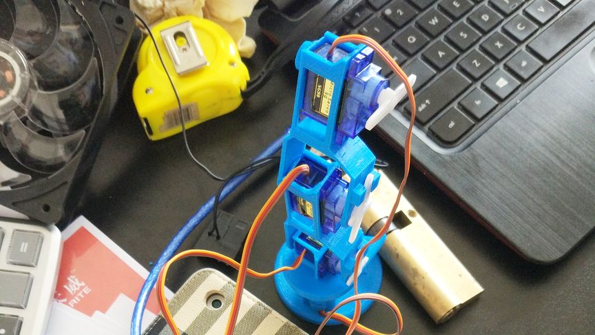 简单的Arduino机械臂,竟然真的很灵活,期待继续改进