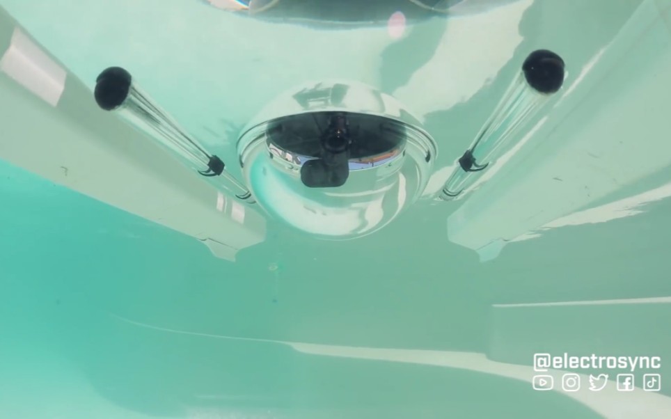 ...Underwater with a 3D Printed Head Tracking FPV Camera Dome