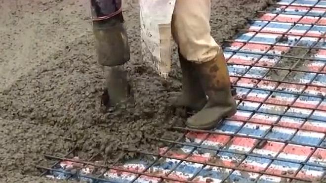 混凝土浇筑屋顶怎样做能不漏水?老师傅教你做好4点,防水效果好