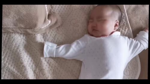 带宝宝三个月体检,身高体重发育偏慢,中性粒细胞偏少,下周复查