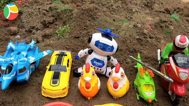 网球变出机器人和变形飞机、汽车玩具,婴幼儿宝宝游戏视频