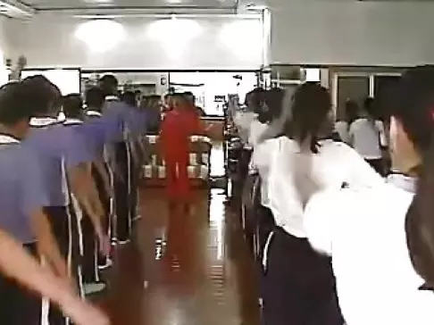 初二艺术,《演出开始了》教学视频北京舞院,雷燕鸣