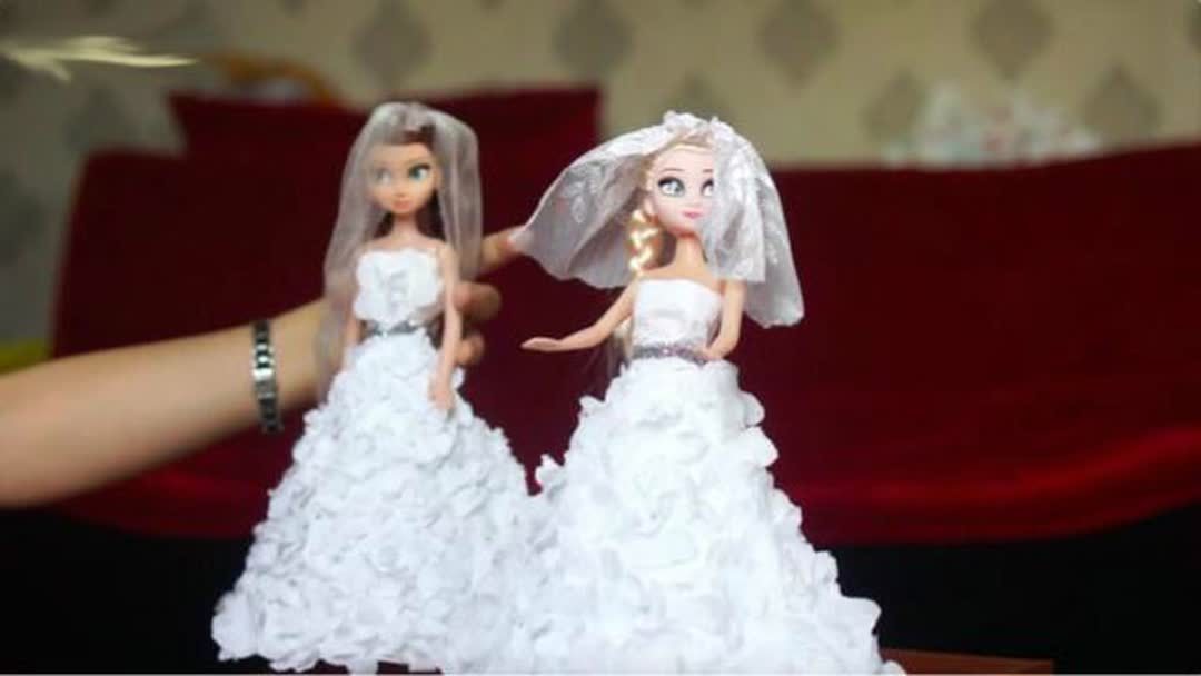 「DIY教程」如何用纸和纸巾给娃娃做婚纱