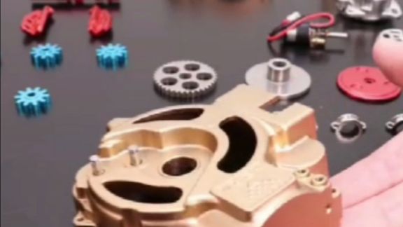 单缸模型引擎的组装,超过130个零件,震撼来袭!