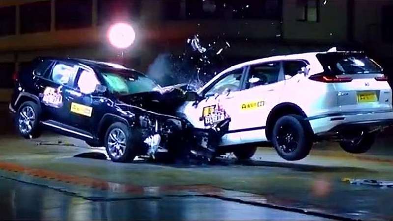 为什么不能买特供车呢?看完本田皓影和威兰达的碰撞测试就明白了