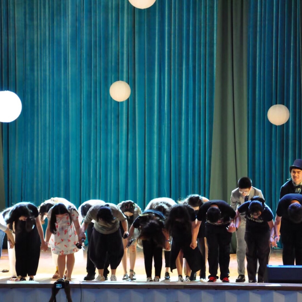 那真尼玛呵呵工作室 