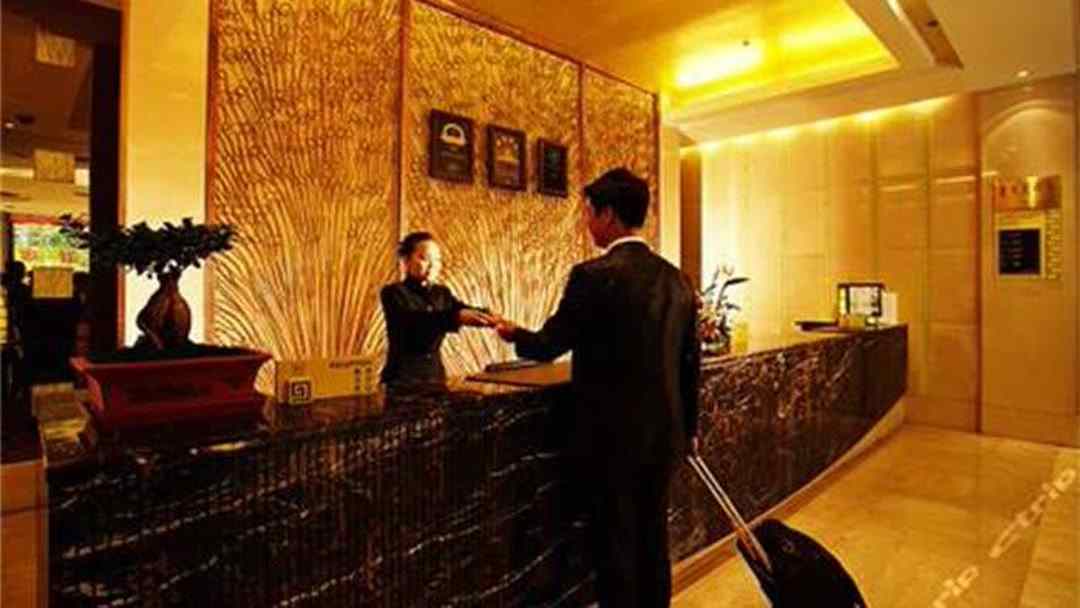 为什么凌晨入住有些宾馆就会说没房了?说出来你可能不信