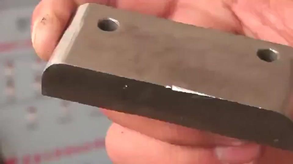 @抖音小助手 模具缺陷修补中