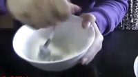 自制珍珠粉美白面膜 现场演示