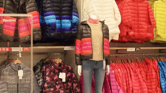 羽绒服和棉衣的区别,哪个更好?有的人不清楚,学会提醒身边人