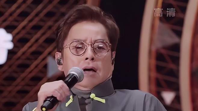 谭咏麟粤语朗诵诗词《定风波》,别有一番风味,别致好听丨咏流传