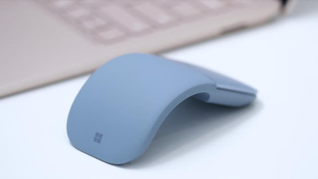 越来越多笔记本支持触屏的今天,为什么我们还要一个鼠标?