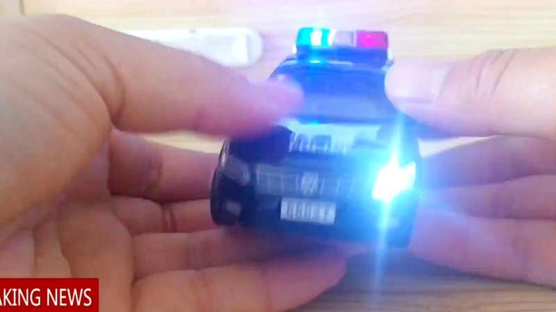 大众帕萨特特警车公安车儿童玩具车,合金汽车模型仿真车模型玩具