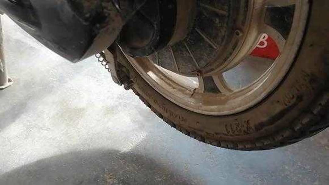 电动车刹车不紧,有了这工具就可以快速的搞定。