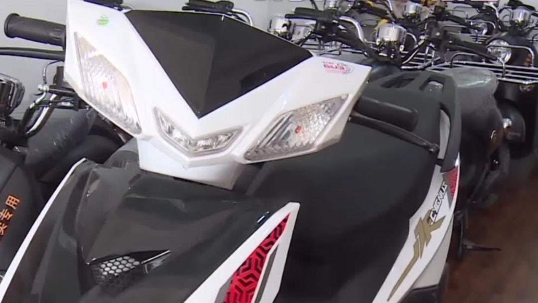 想送外卖,要先花4000元买电动车?外卖骑手很苦恼