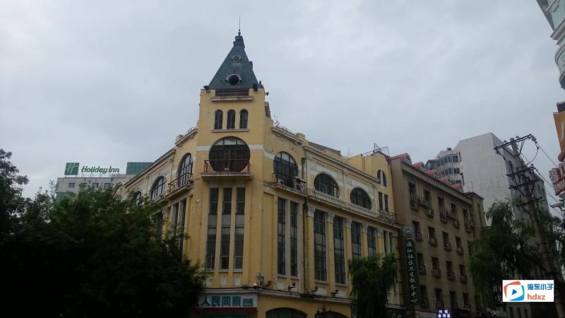 哈尔滨中央大街:有建筑博物馆之称,在这里可体验异国情调
