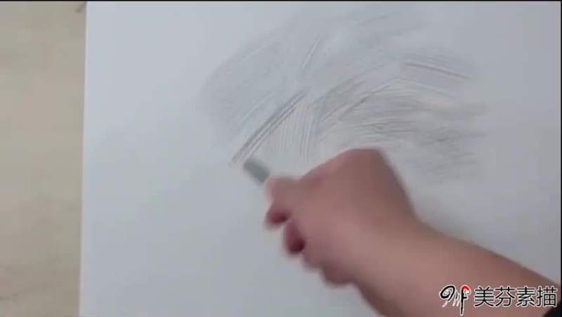...握笔姿势和发力技巧素描入门,直线的发力方法,直线如何画直素描基础