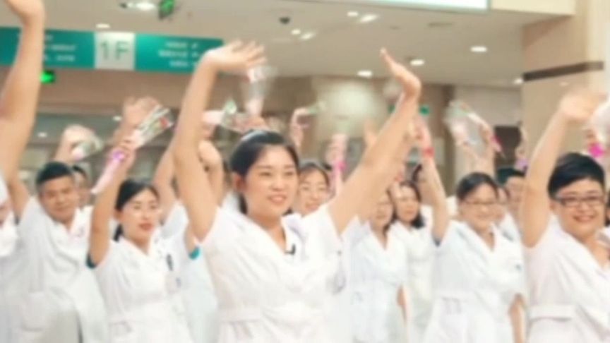 #了不起的医生 #医师节 #致敬疫情前线最美逆行者