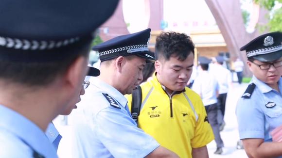 东营公安联合美团宣传反电信诈骗!#dou是知识点 #净网2019