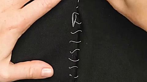 缝衣服的隐形针法无线痕缝补衣服缝后一拉线就隐藏了
