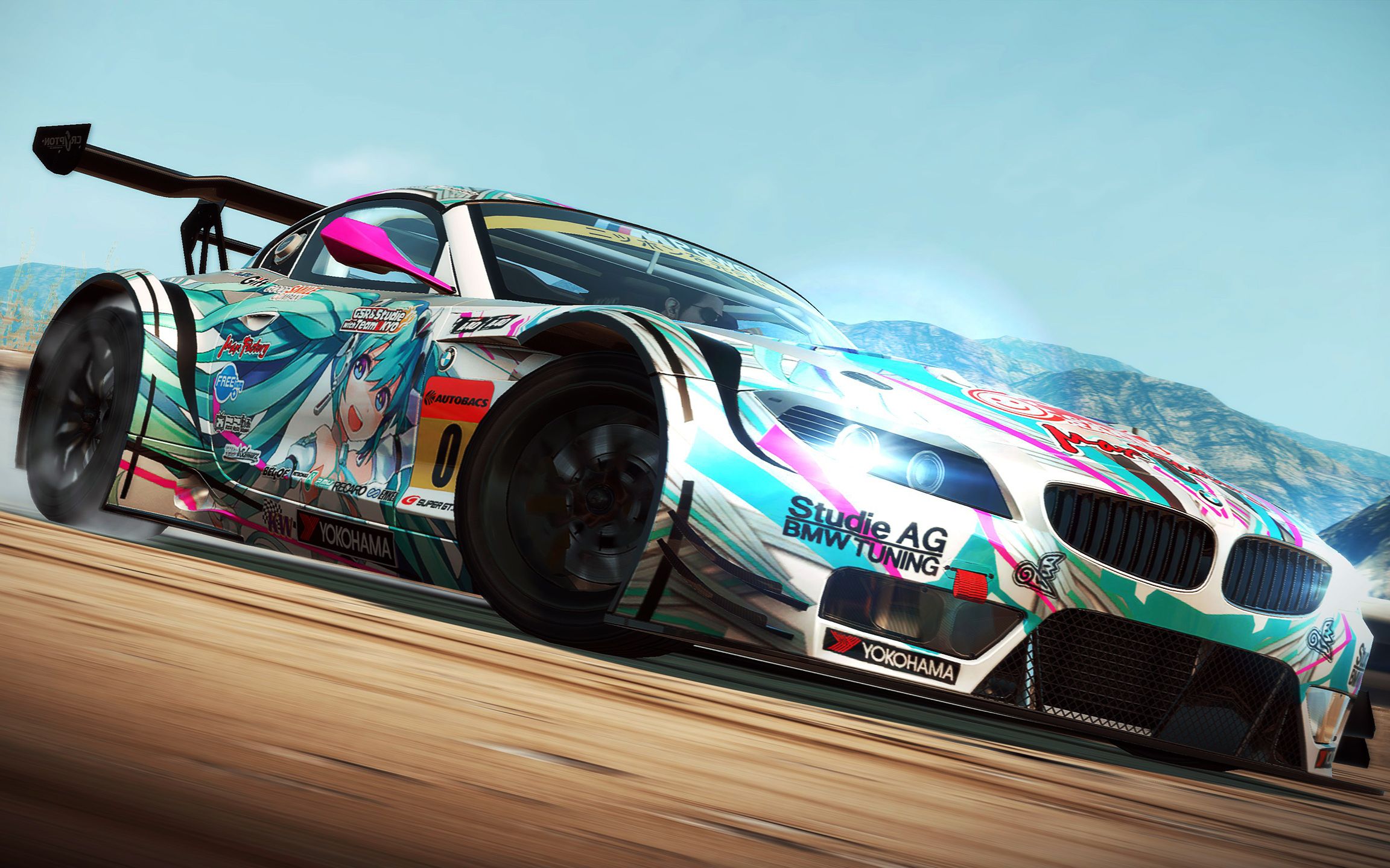 在海峰郡开着奸笑社初音彩绘的Z4GT3狂飙!