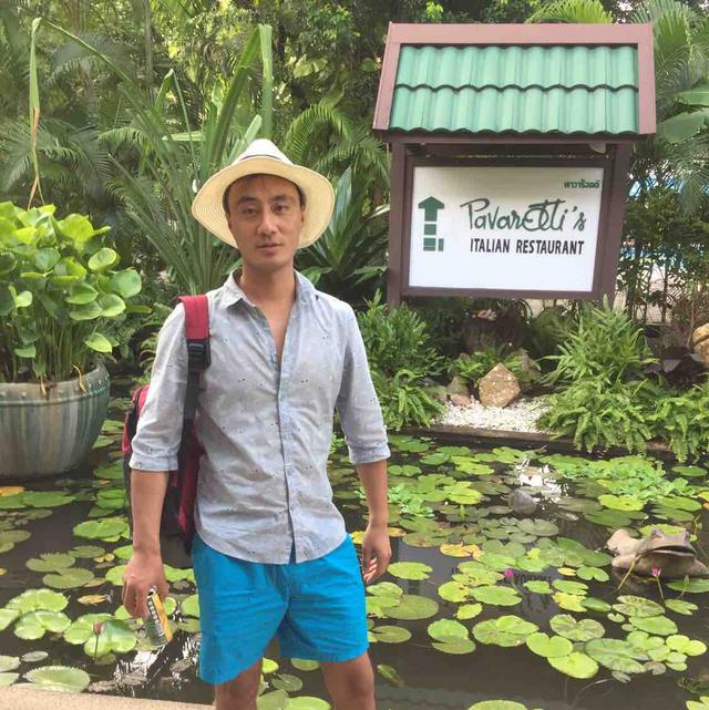 小黑哥在北京钓鱼 