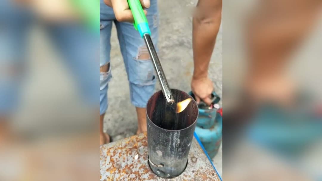 废旧手机提炼黄金,婚戒再也不用去金店买了