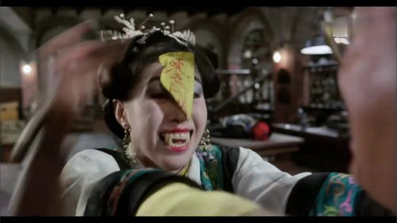 林正英经典僵尸系列:乱揭镇尸符的后果竟然是。