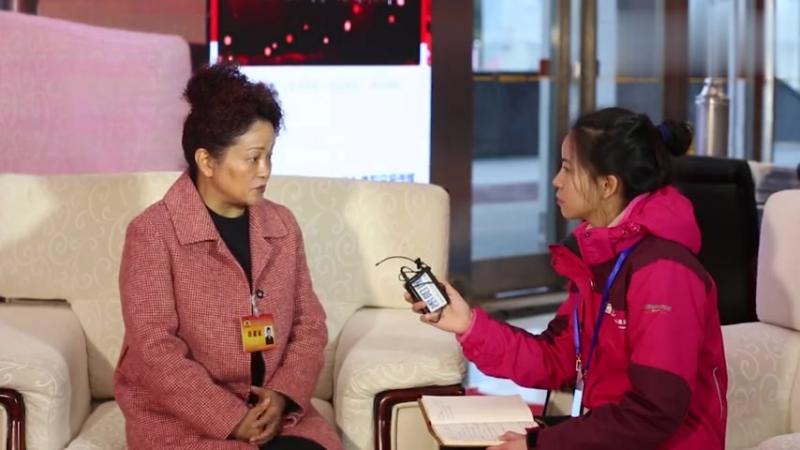 「微访谈」何黔芬:关注民企贷款融资难的问题