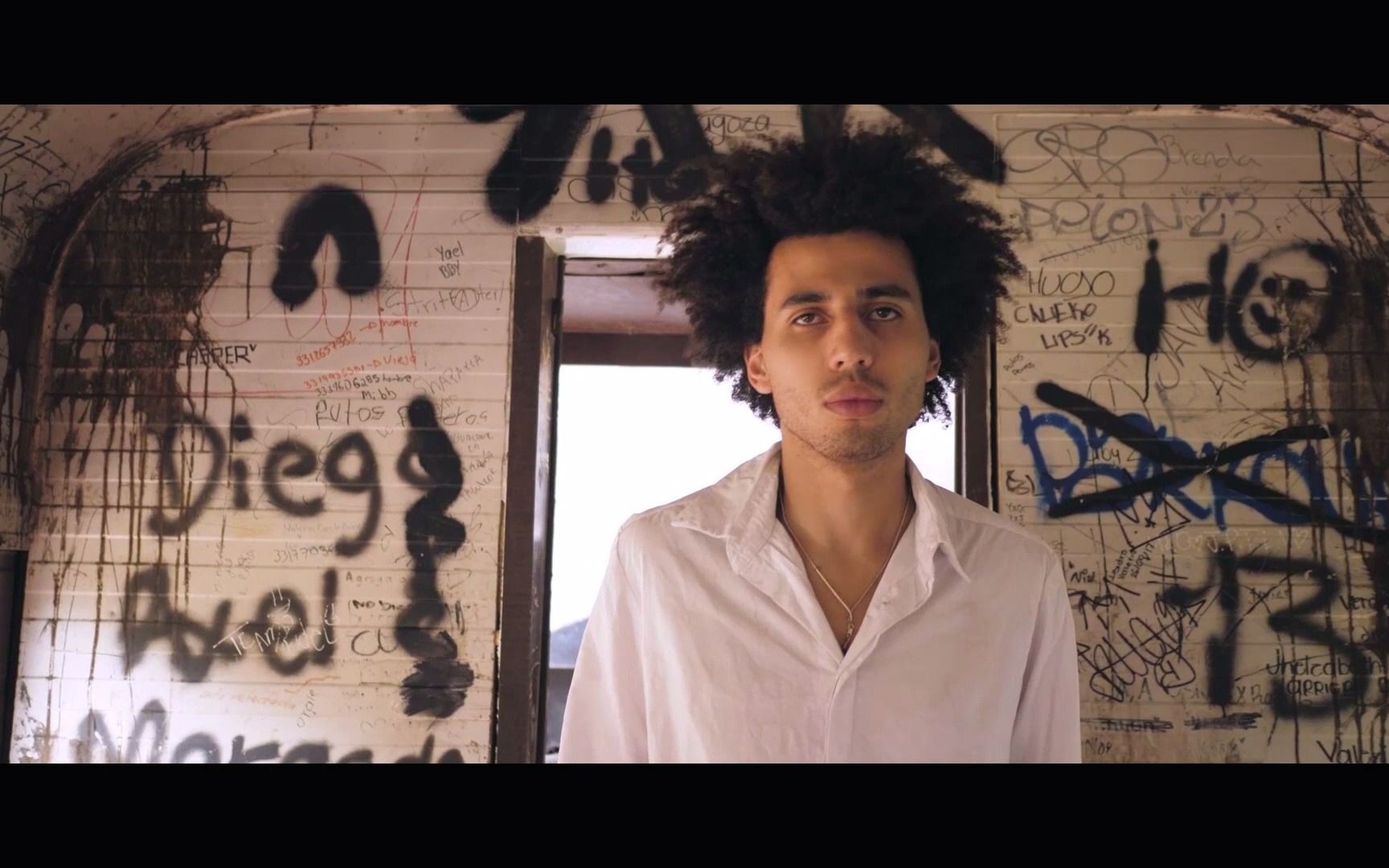 人物出场介绍帧定格(冻结帧)教程