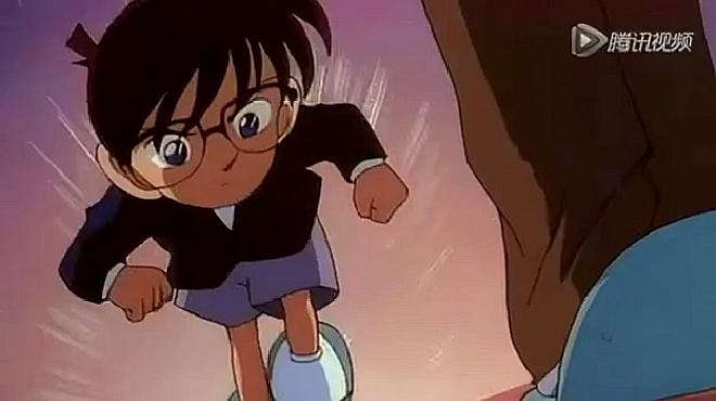 名侦探柯南:柯南在一件案件中掌握到了最关键性的证据,成功破案