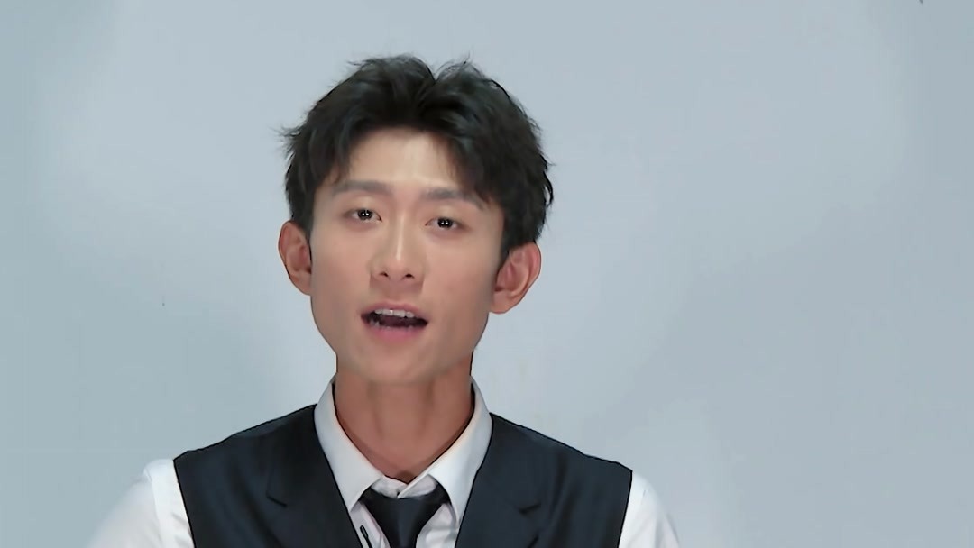 张一山邀你一起看《萌探探探案》第二季