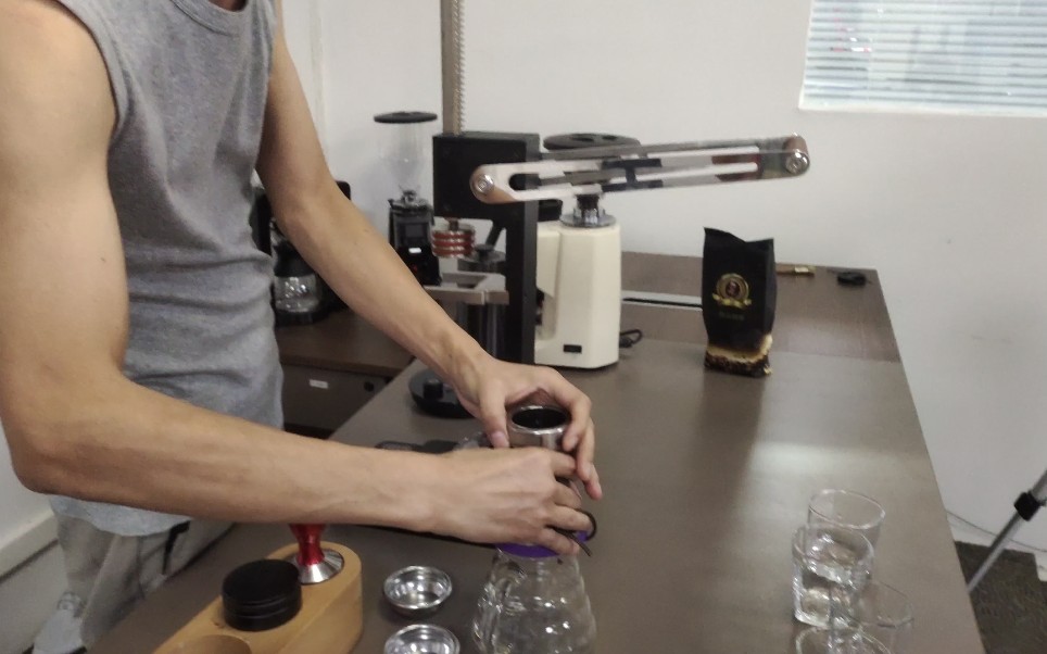 手压意式咖啡机实拍视频之解说