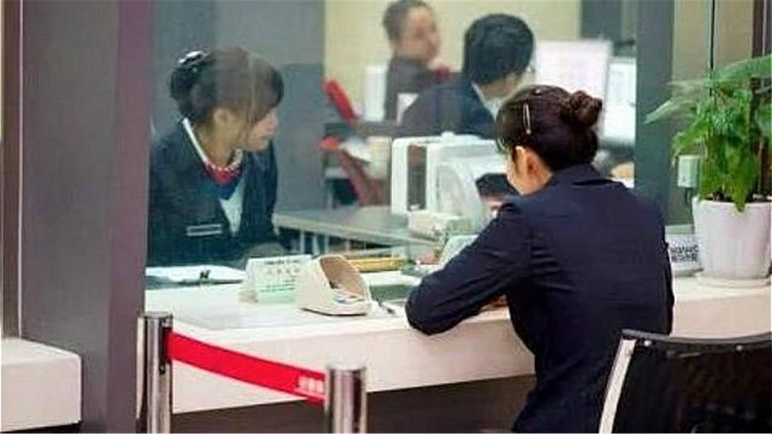 银行定期存款到期忘记取,会有利息吗?总算明白了,早些提示家人