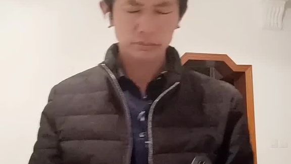 "从来不敢仔细看你,只怕就此迷失自已〃 几人能知曲中意