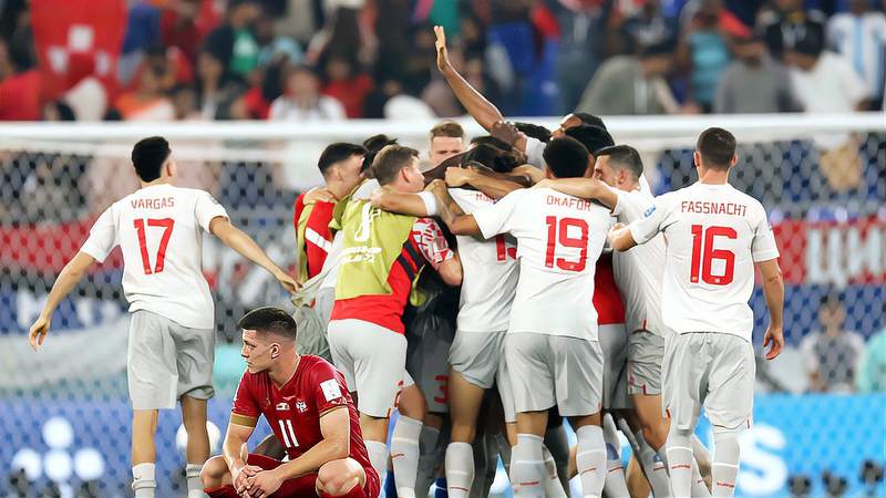 3-2!世界杯16强最后1席诞生!欧洲劲旅险反超巴西,双方爆发冲突