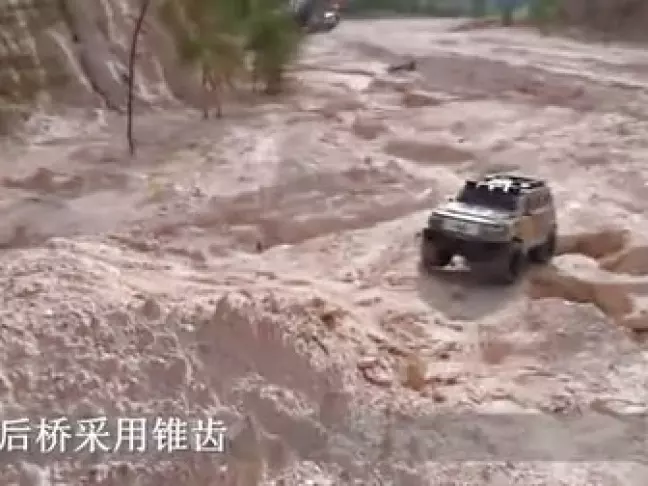 恒冠新款HG1:10 仿真攀爬RC模型车 P401A 爬山涉水神车_高