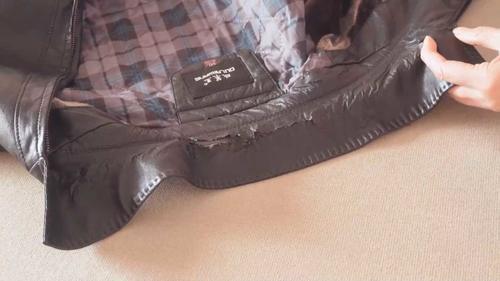 衣服领口磨破?领口剪1刀稍加改造,修复后更好看