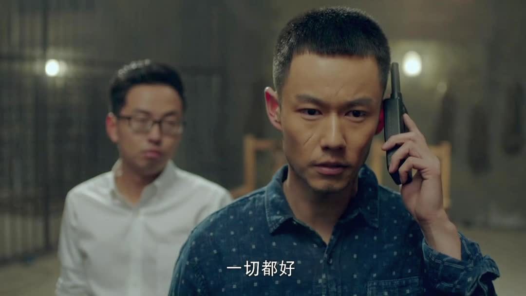 热血尖兵:计算机狂人整蛊无极限!专挑重要日子下手,想用病毒感染全...