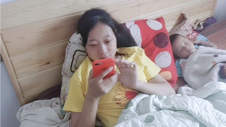 卫生间门小媳妇想象很丰富,现实很打脸,笑死我了